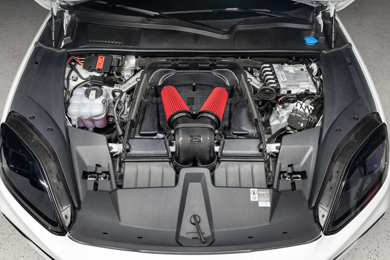 Eventuri Carbon Fibre Intake System - Porsche Cayenne GTS (2025+) | Tu ...